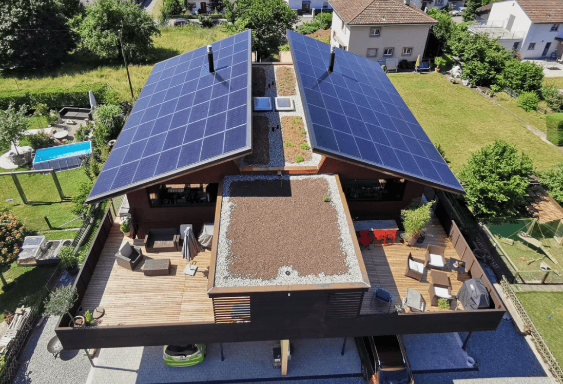 Integrerede solceller på taget? Beregn Pris på Solcelletag ☀